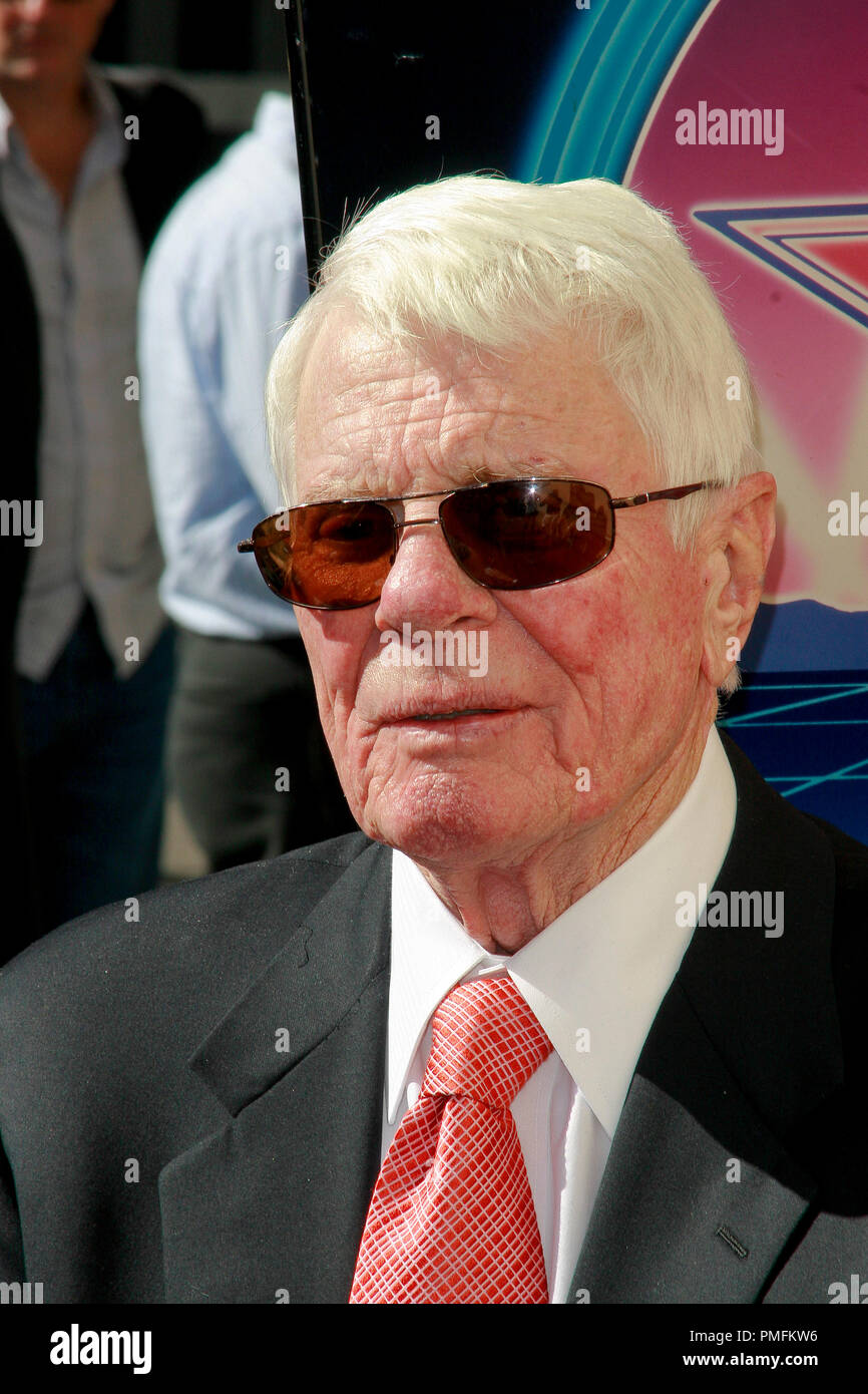 Peter Graves at the Hollywood Chamber of Commerce ceremony to honor him ...