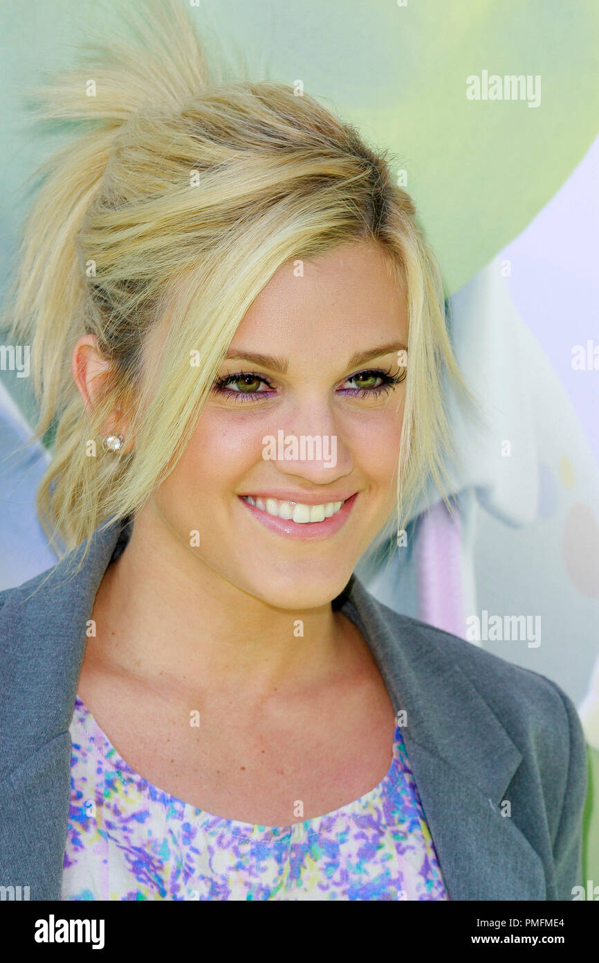 Ashley Roberts at the Premiere of Columbia Pictures' "Planet 51 ...