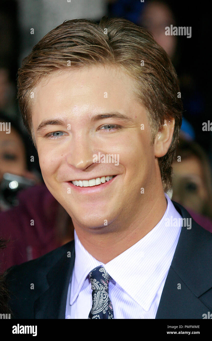 Michael Welch at Summit Entertainment's "The Twilight Saga: New Moon ...