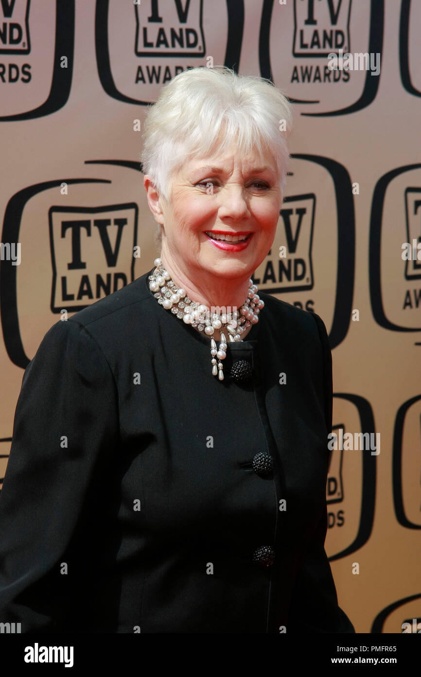 Shirley Jones at the “8th Annual TV Land Awards”. Arrivals held at Sony ...