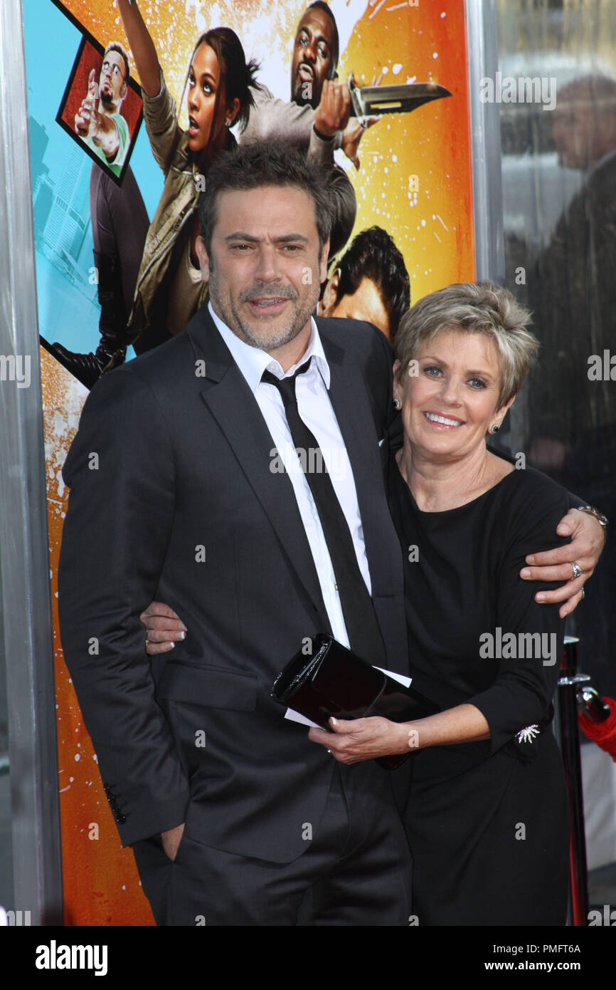 Jeffrey Dean Morgan and mother Sandy at the premiere of Warner Bros ...
