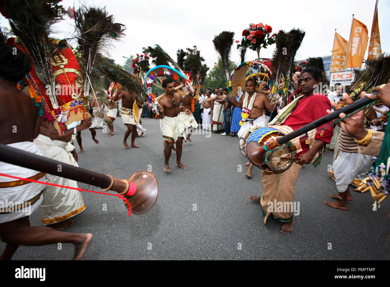 Temple dancers in ecstasy at the annual temple festival in Europe's ...