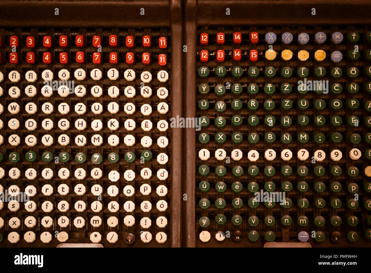Details of keys of an old mechanical PC Vintage Computer Keyboard Keys ...