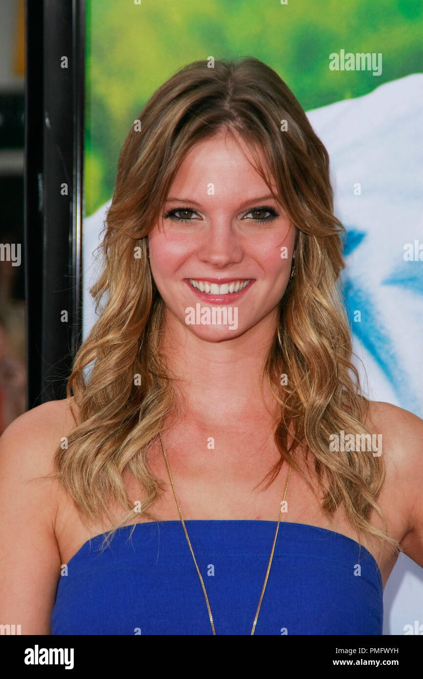 Amber Borycki at the Premiere of Universal Pictures' "Charlie St. Cloud ...