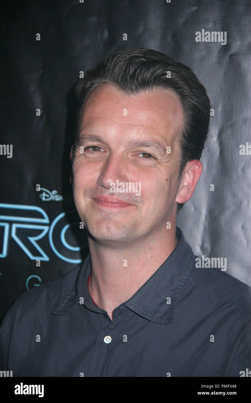 Sean Bailey 07/23/10 "Comi-Tron TRON Myspace Party" @Flynn's Arcade ...