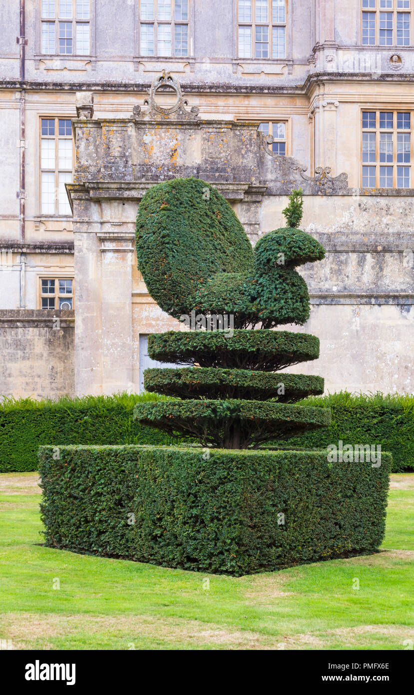 Animal topiary hi-res stock photography and images - Alamy