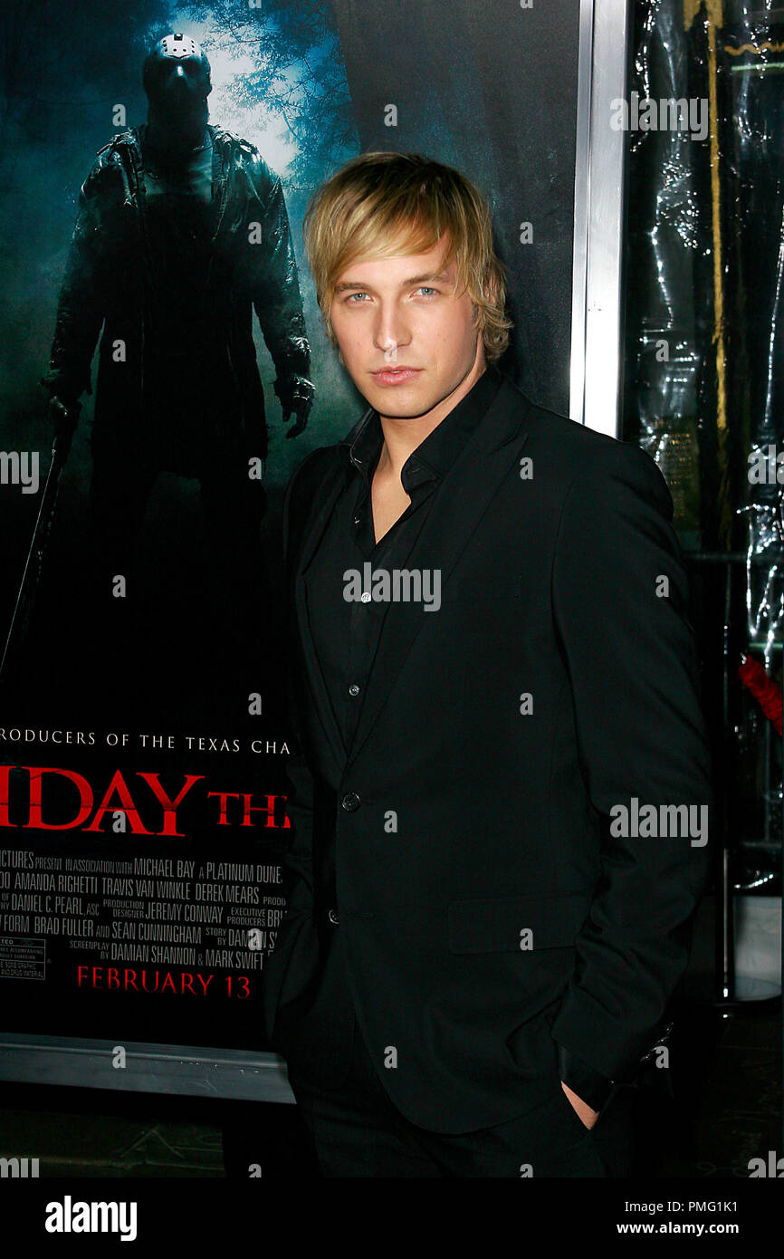 Friday the 13th Premiere Ryan Hansen 2-9-2009 / Grauman's Chinese ...