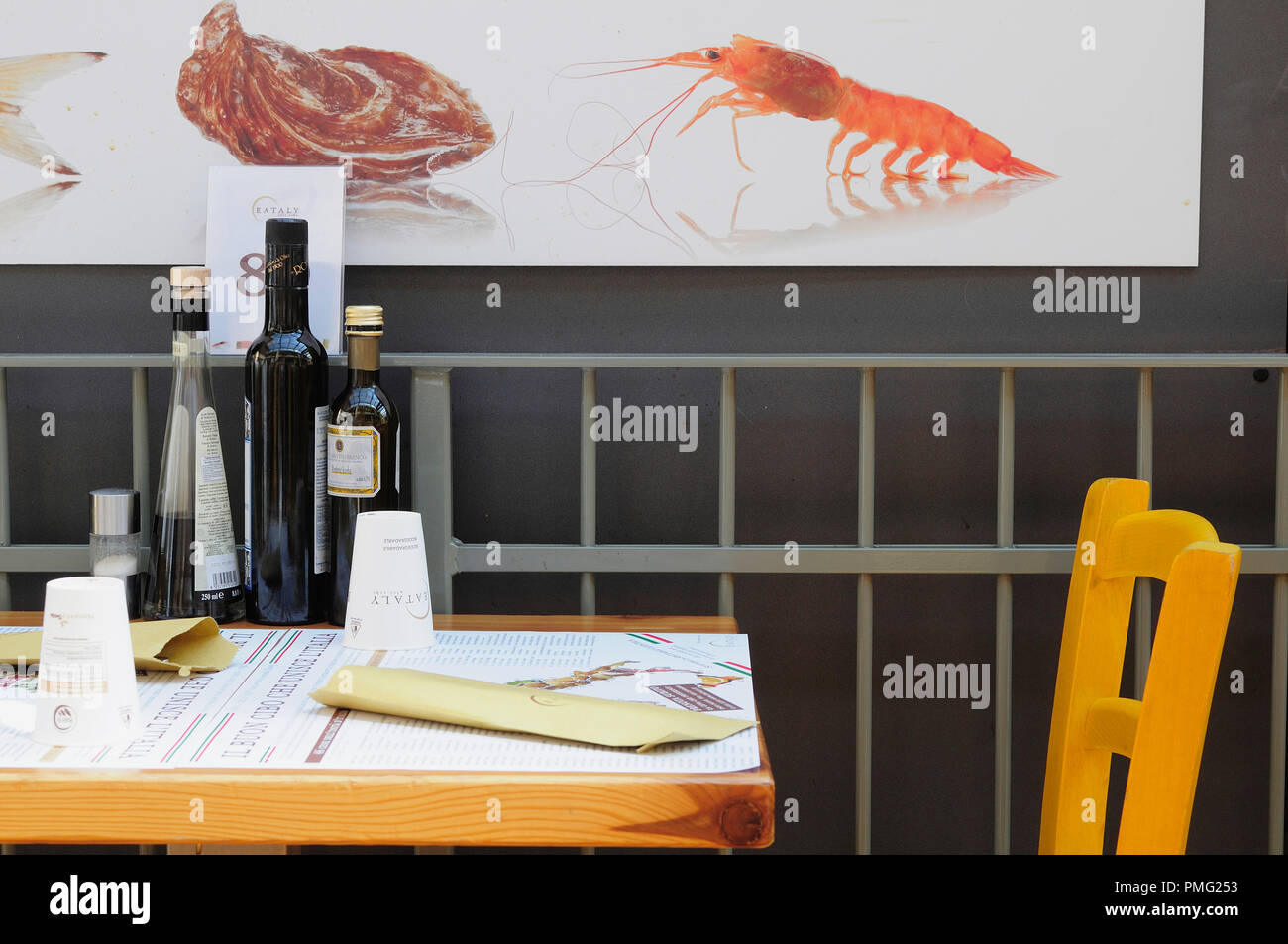 Italy, Piedmont, Turin, table at Eataly, Slow Food restaurant, Lingotto ...