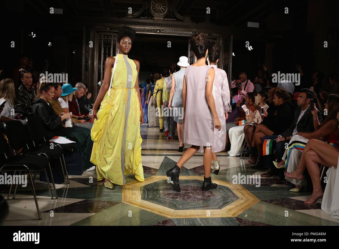 London Fashion Week SS19 Fashion Scout Stock Photo - Alamy
