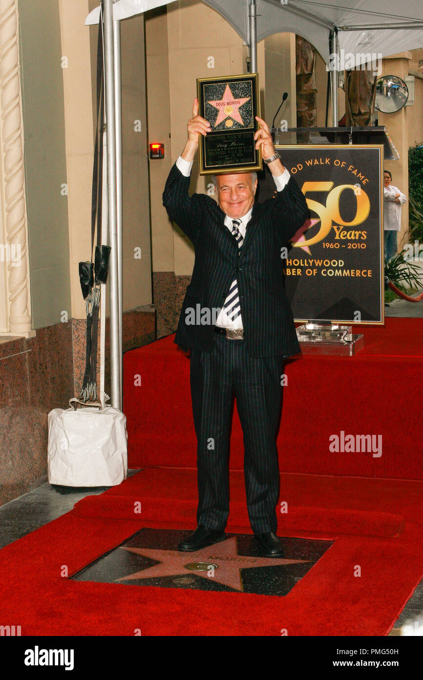 Music Mogul Doug Morris at the Hollywood Chamber of Commerce ceremony ...