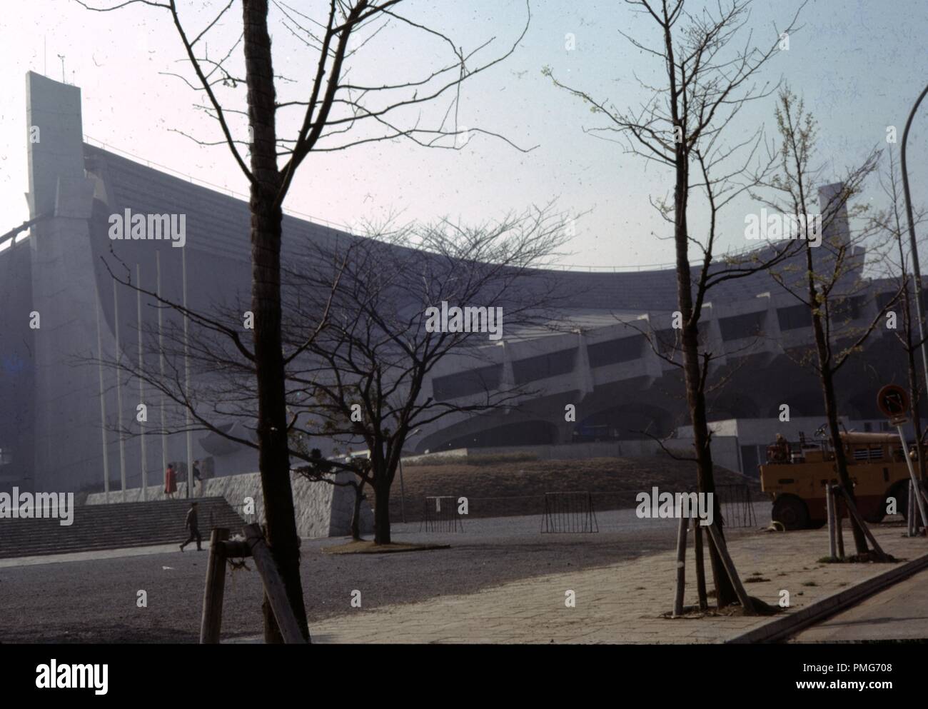 Side view with architectural details and public square with trees at ...