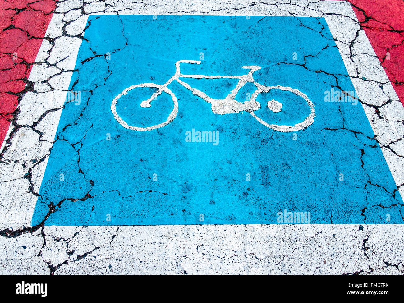 Cycle path road marking hi-res stock photography and images - Alamy