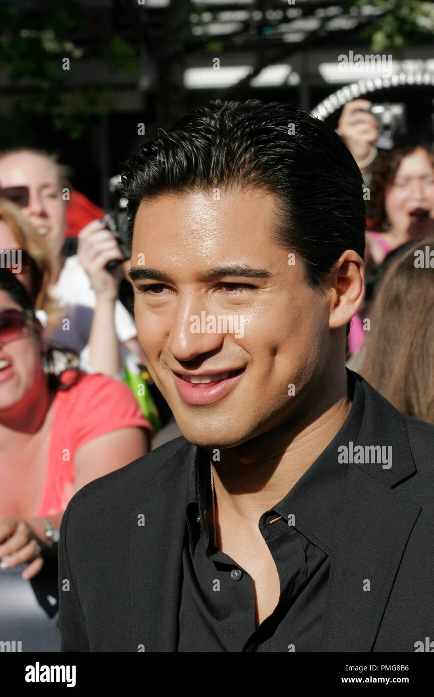 Mario Lopez at the Premiere of Summit Entertainment's "TheTwilight Saga ...