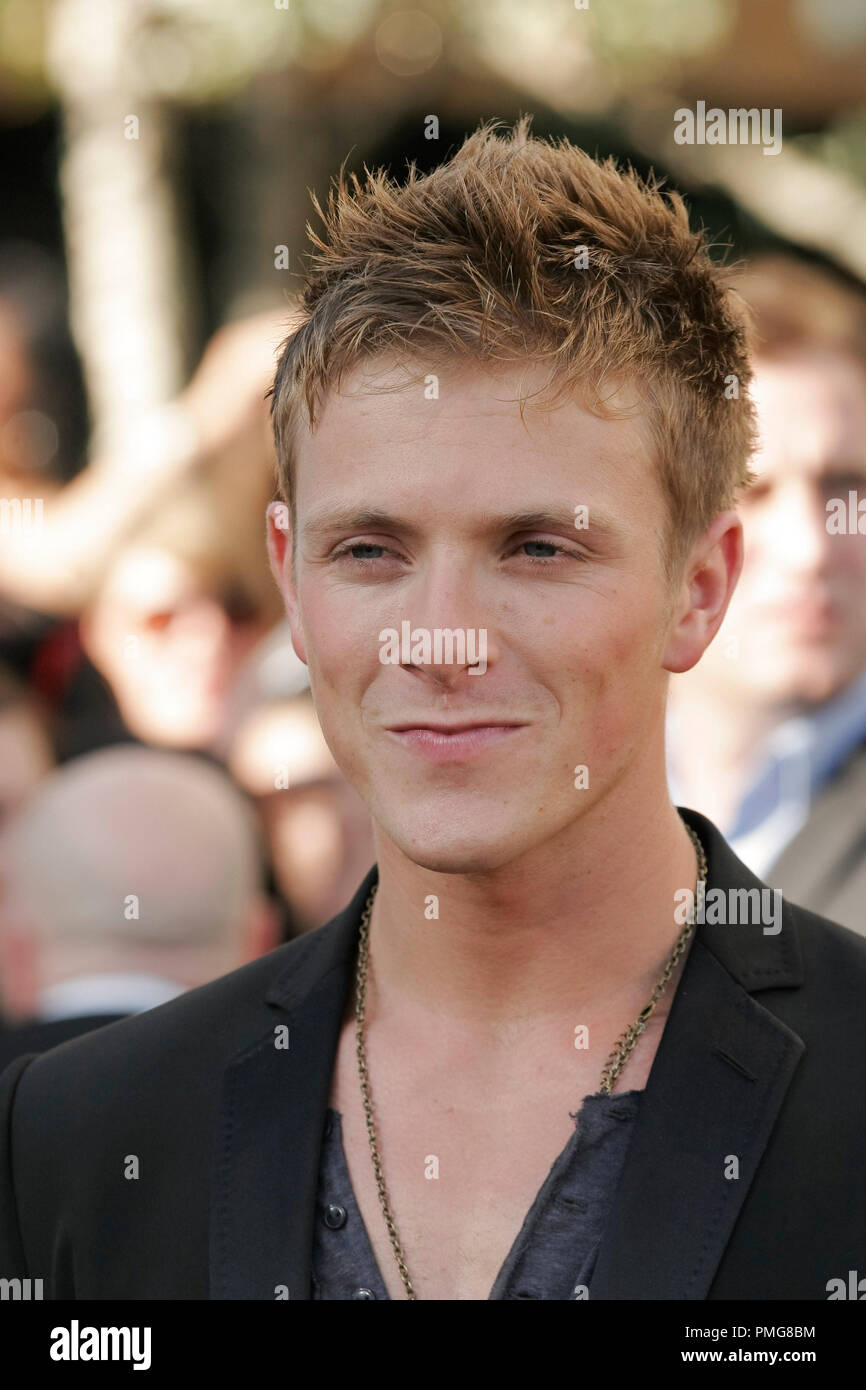 Charlie Bewley at the Premiere of Summit Entertainment's "TheTwilight ...