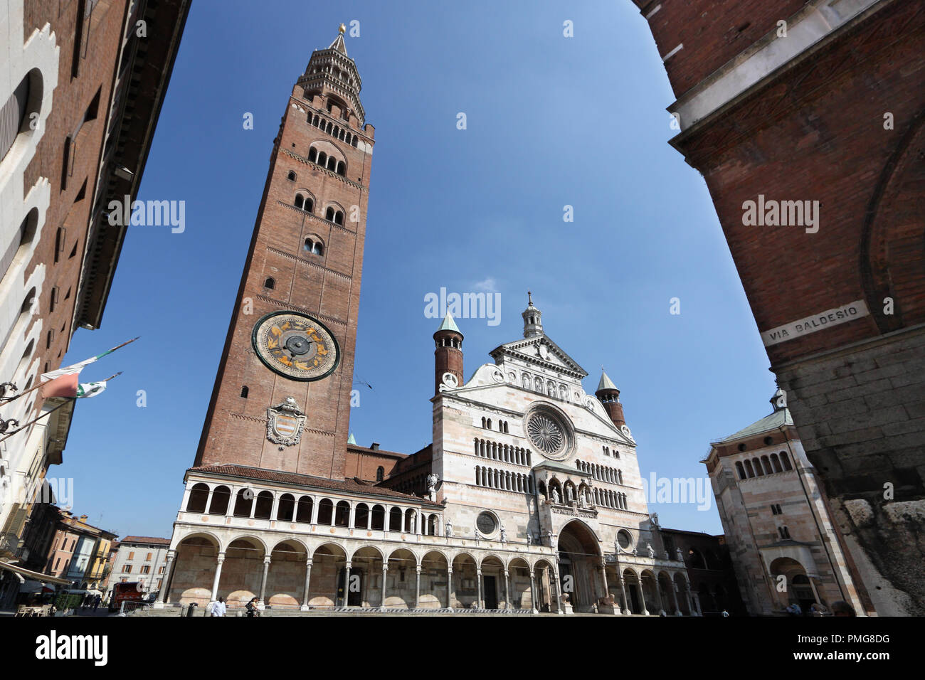 Cathedral cremona hi-res stock photography and images - Alamy