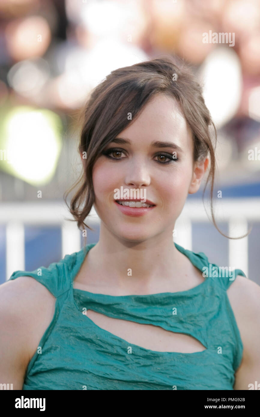 Ellen Page at the Premiere of Warner Brothers Pictures' "Inception ...