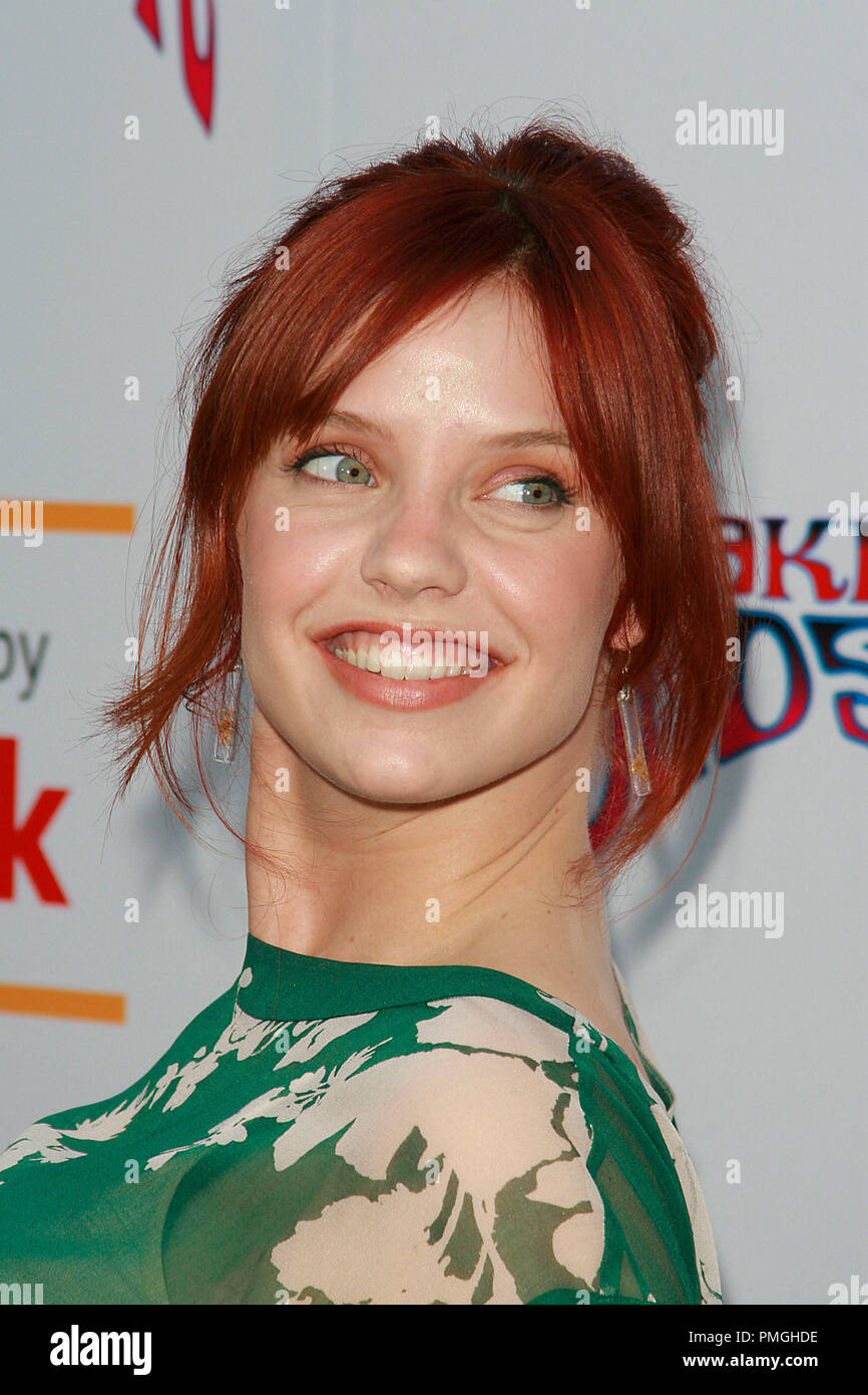 Kelli Garner at the 2009 Film Independent's Los Angeles Screening of ...