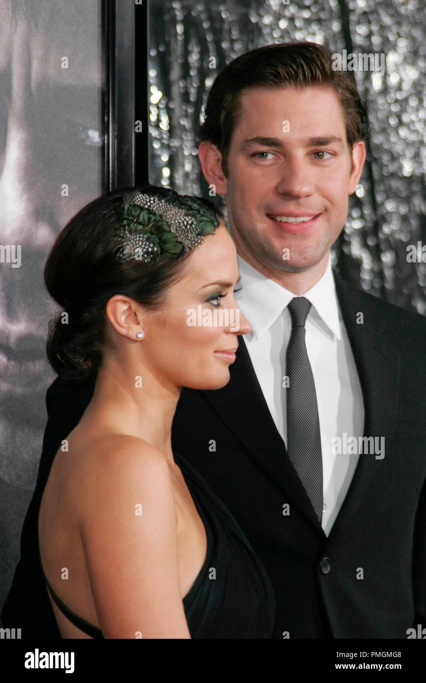 Emily blunt john krasinski wolfman hi-res stock photography and images ...