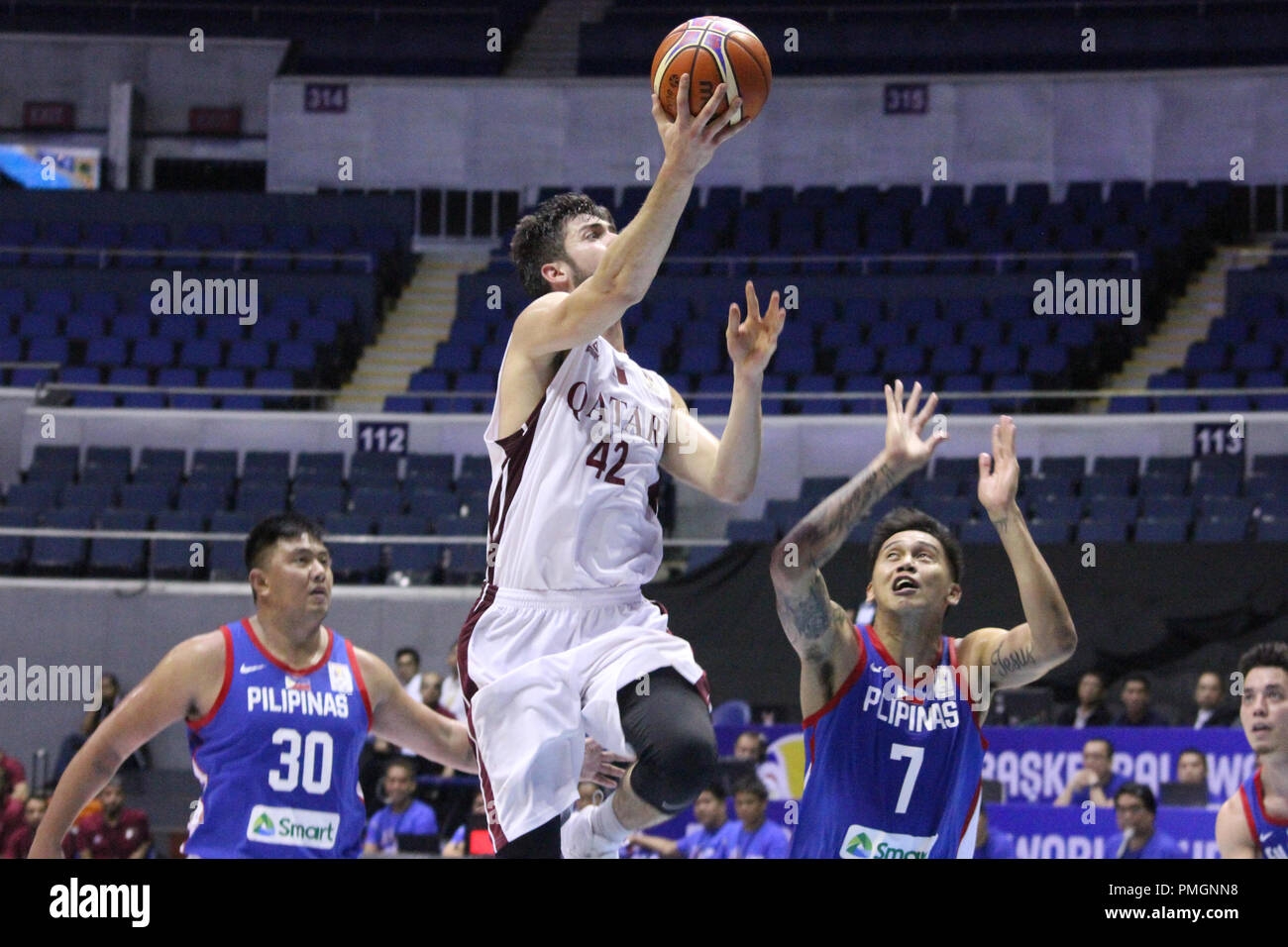 Quezon City, Philippines. 17th Sep, 2018. Nasser Khaifa Al-Rayes (White ...