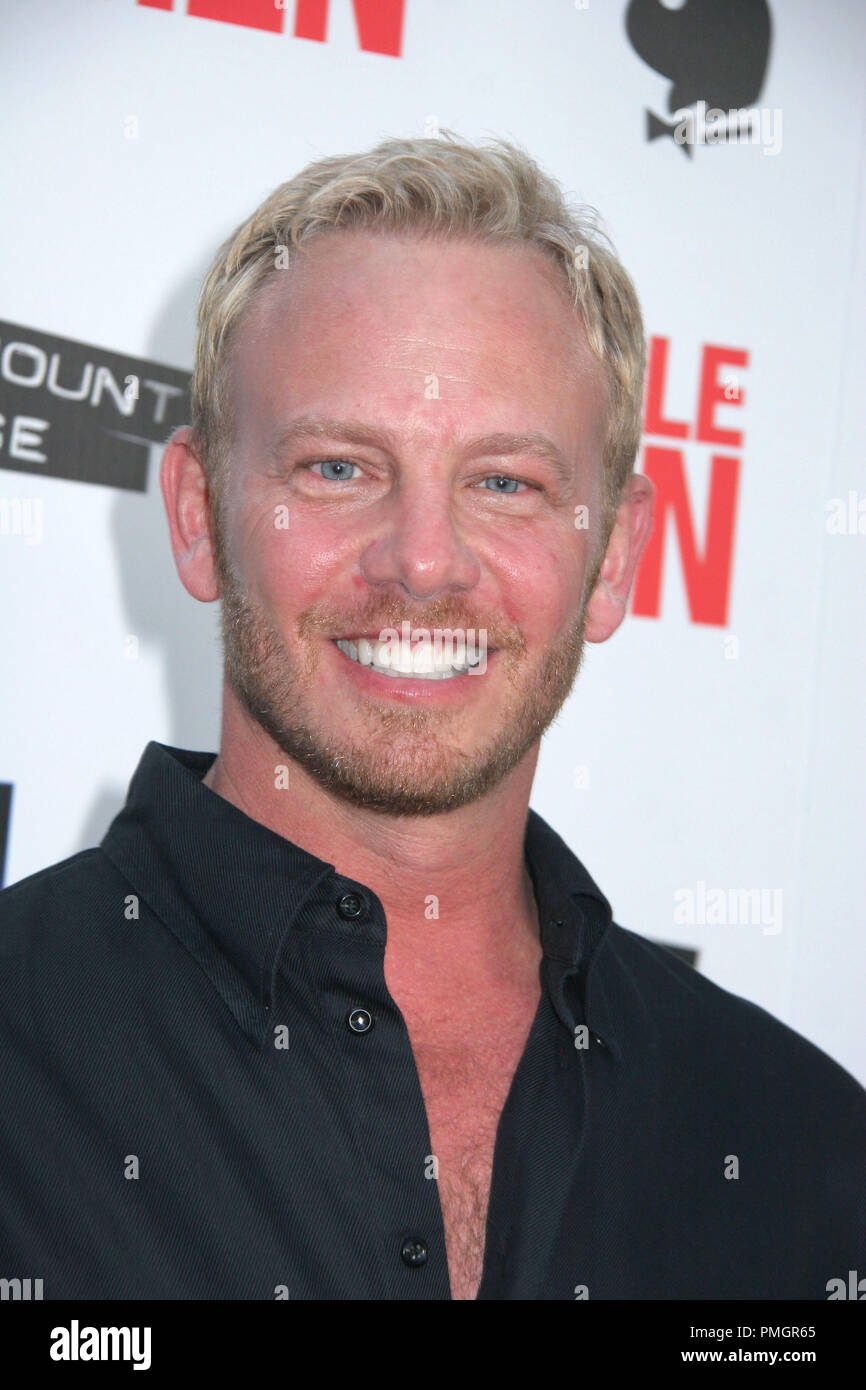 Ian Ziering 08/05/10 "Middle Men" Premiere @Arclight Hollywood ...