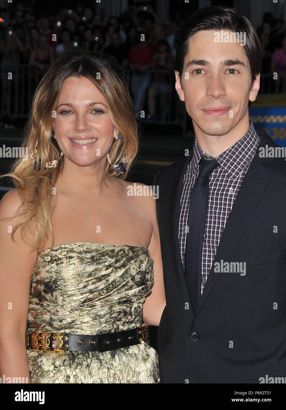 Drew Barrymore & Justin Long at the Los Angeles Premiere of "Going The ...