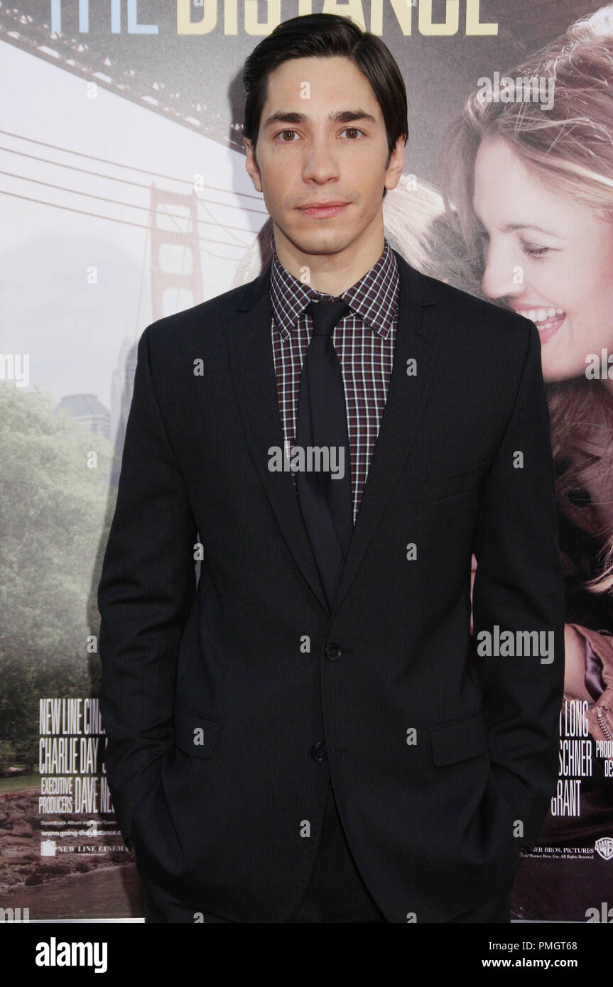 Justin Long at the Los Angeles Premiere of GOING THE DISTANCE held at ...