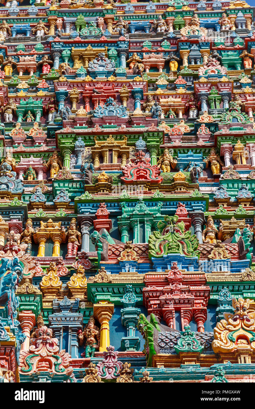 MEENAKSHI TEMPLE MADURAI TAMIL NADU INDIA DETAIL OF A TOWER COMPOSED ...