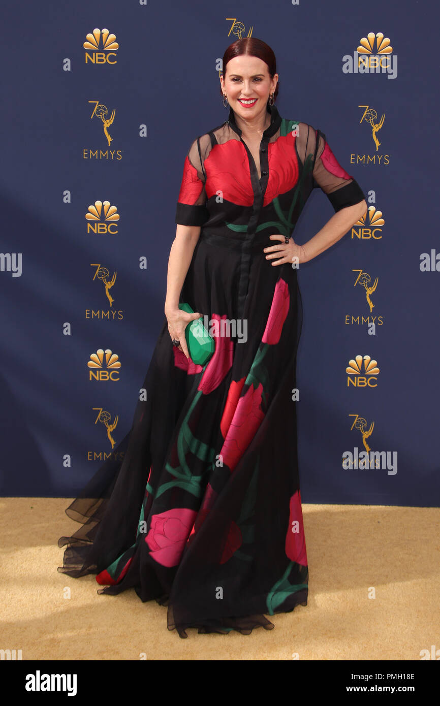 Megan mullally primetime emmy awards hi-res stock photography and ...