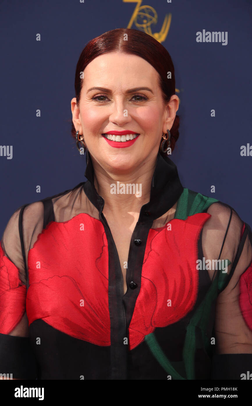 Megan mullally primetime emmy awards hi-res stock photography and ...
