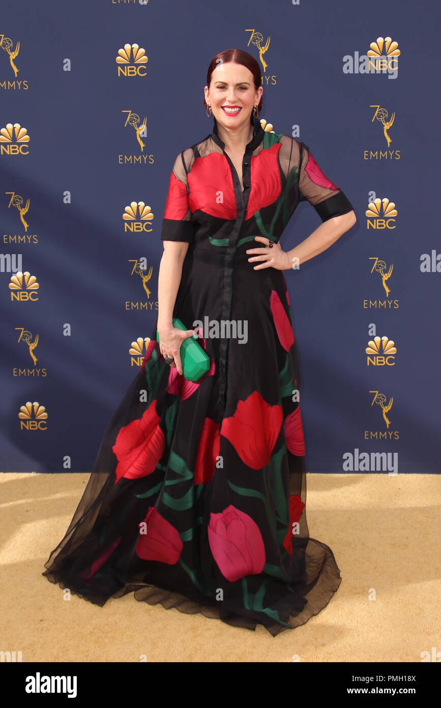 Megan mullally primetime emmy awards hi-res stock photography and ...