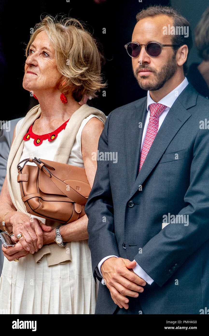 The Hague, The Netherlands. 18th Sep, 2018. Mother and brother of Queen ...