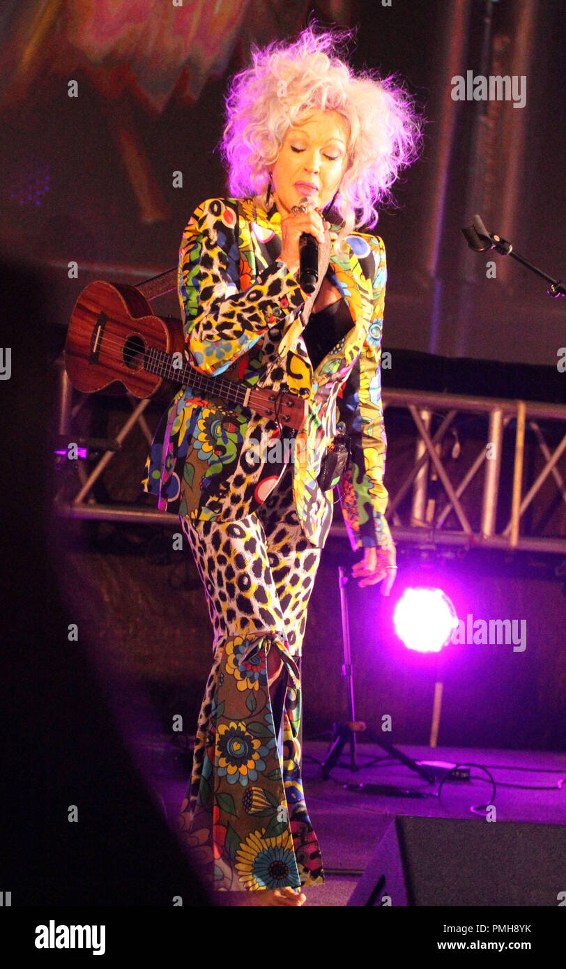September 16, 2018 - Cyndi Lauper performs during the Hawaii Five-O and ...