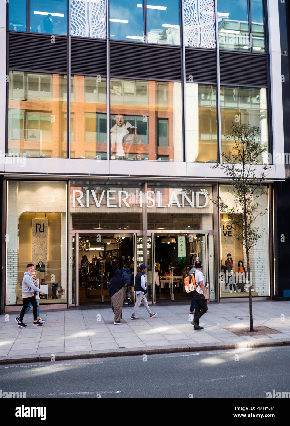 River Island Store Stock Photos & River Island Store Stock Images - Alamy