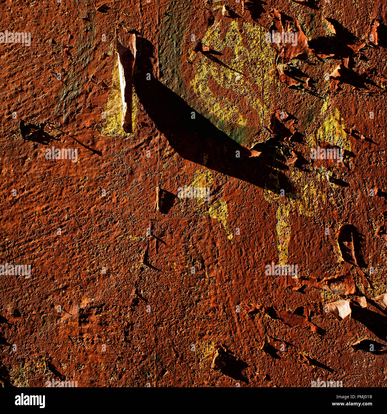 Paint flaking off walls hi-res stock photography and images - Alamy