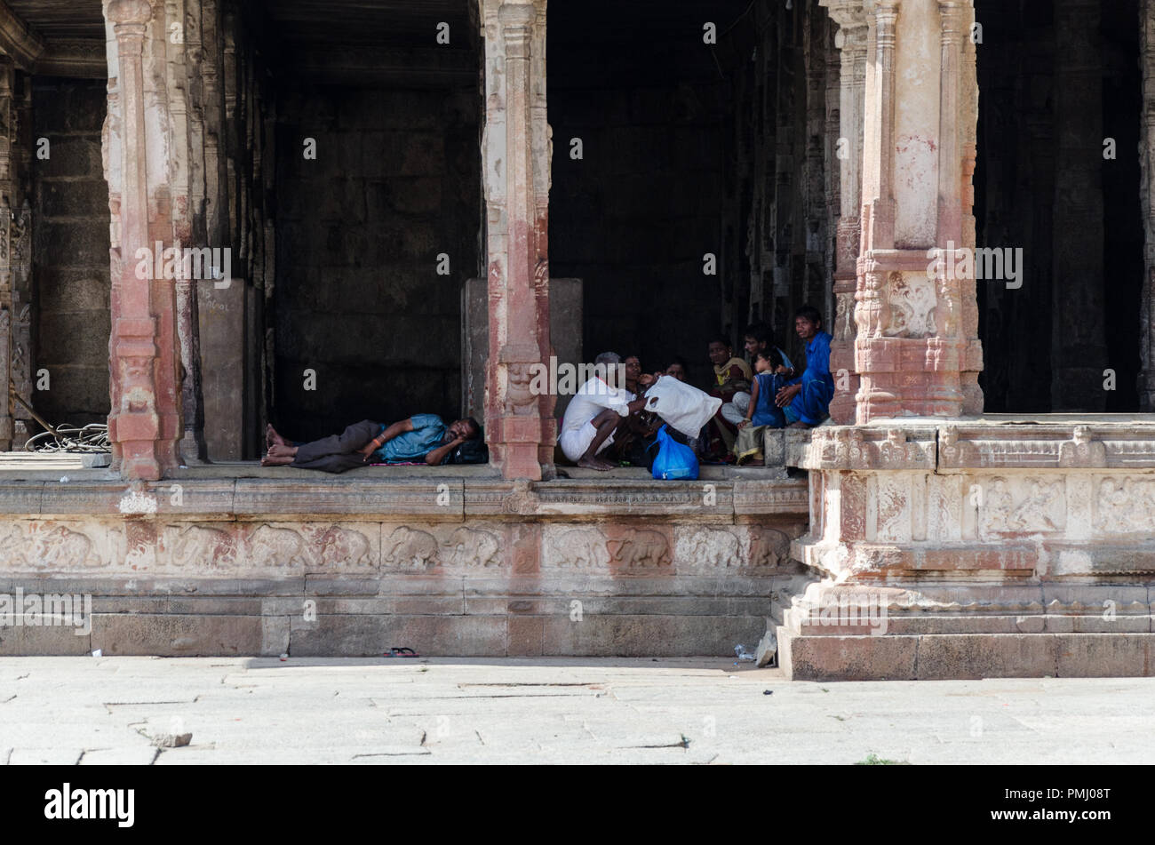 Hampi pillared hall hi-res stock photography and images - Alamy