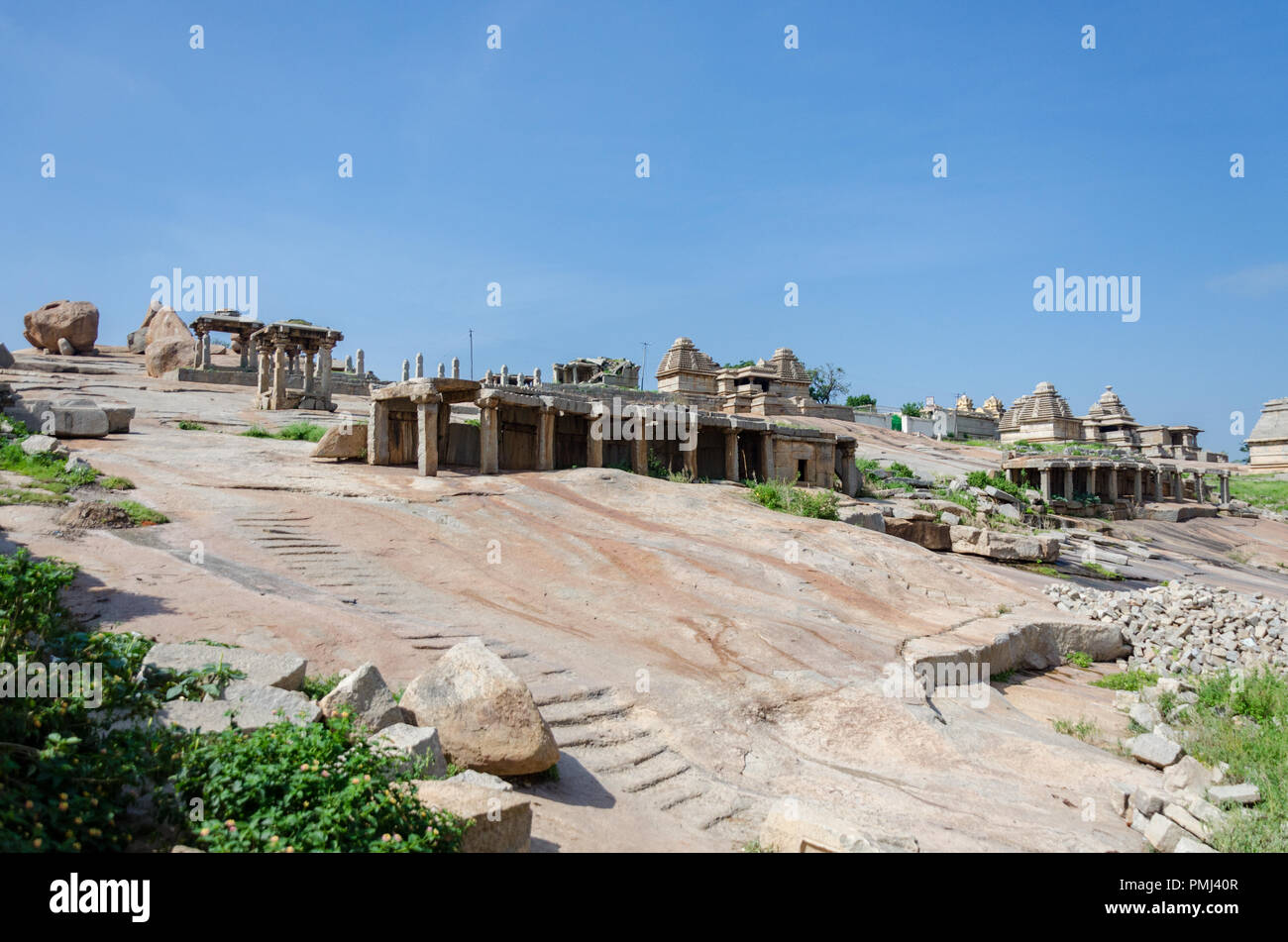 Hemakuta hill temples at Hampi, Karnataka, India Stock Photo - Alamy