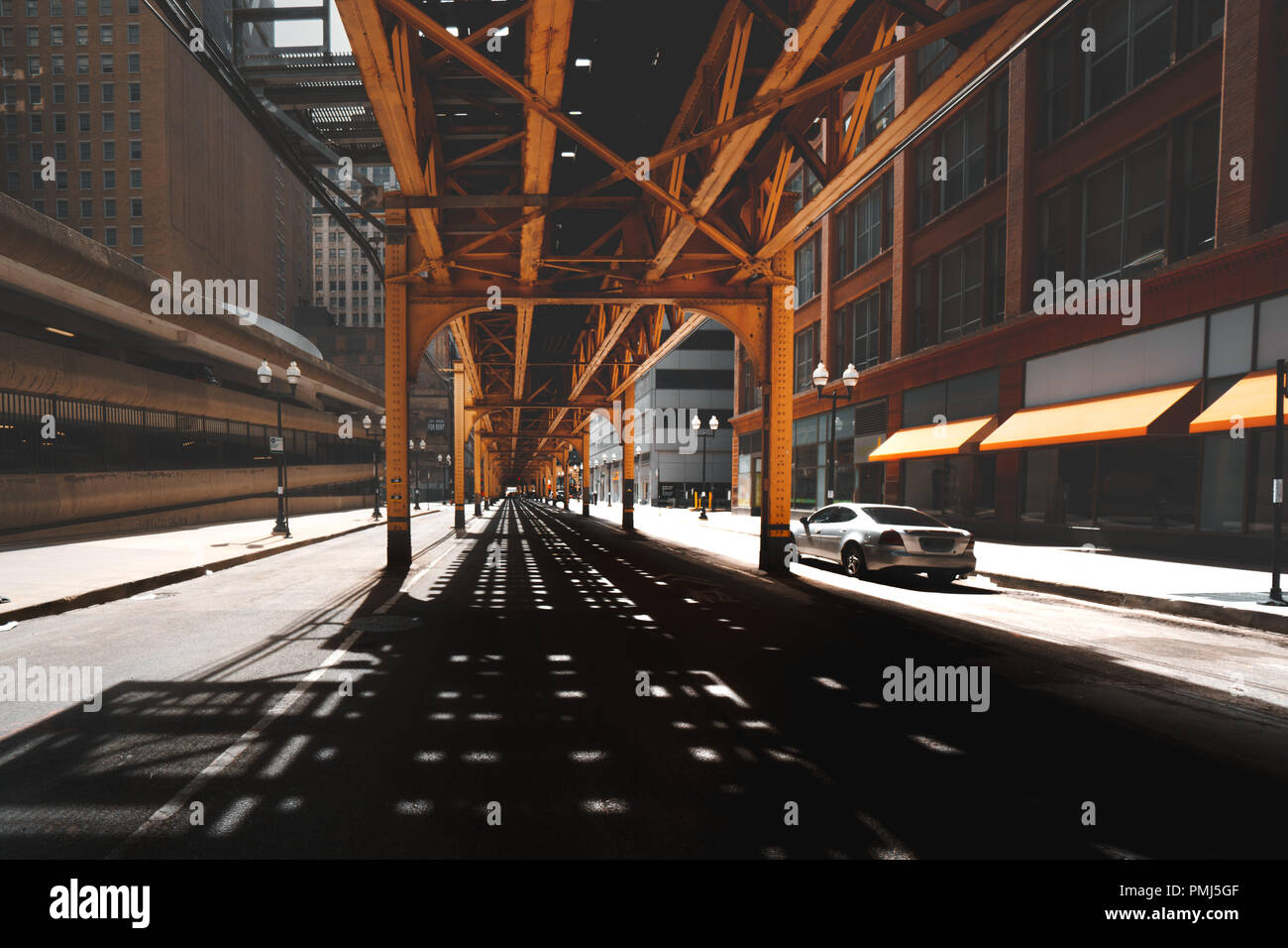 Public transport exterior loop hi-res stock photography and images - Alamy