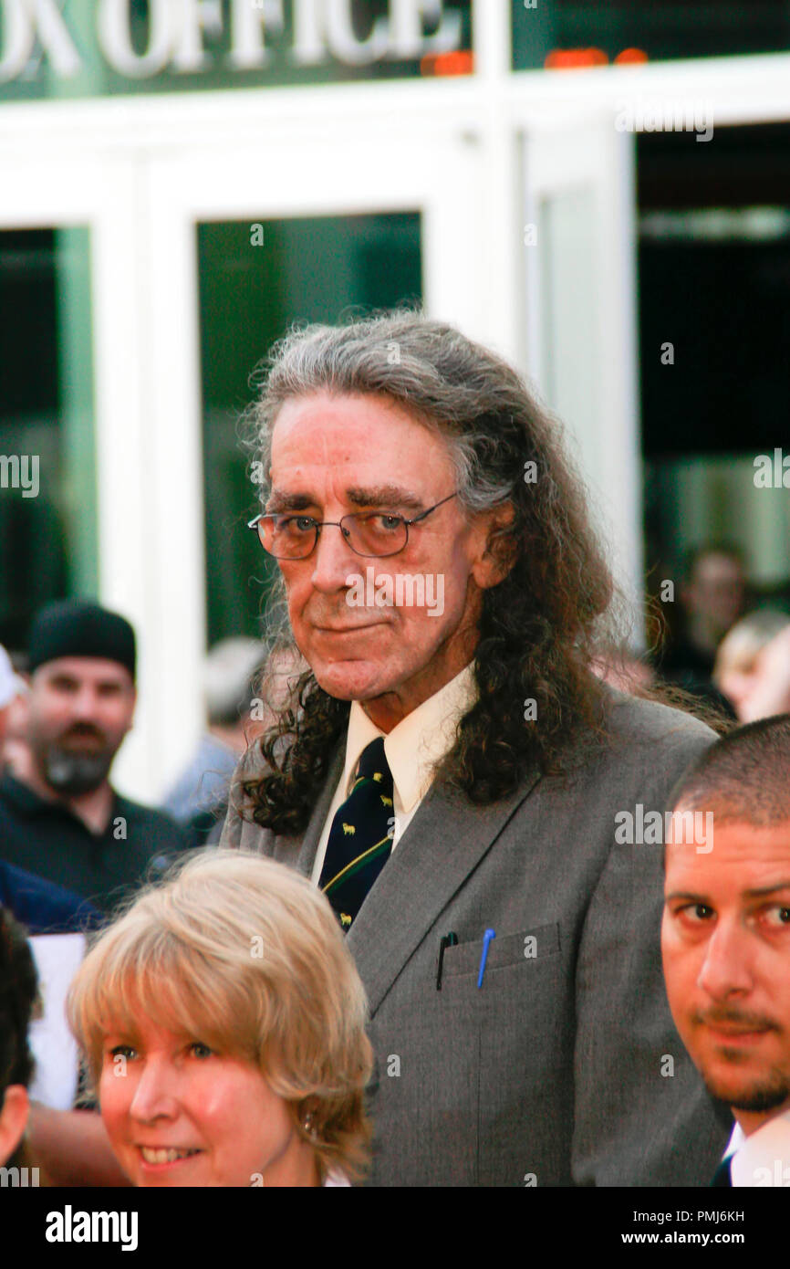Peter Mayhew at the Premiere of "The Empire Strikes Back" 30th ...