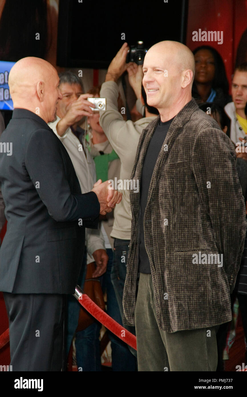 Ben Kingsley and Bruce Willis at the Hollywood Chamber of Commerce ...