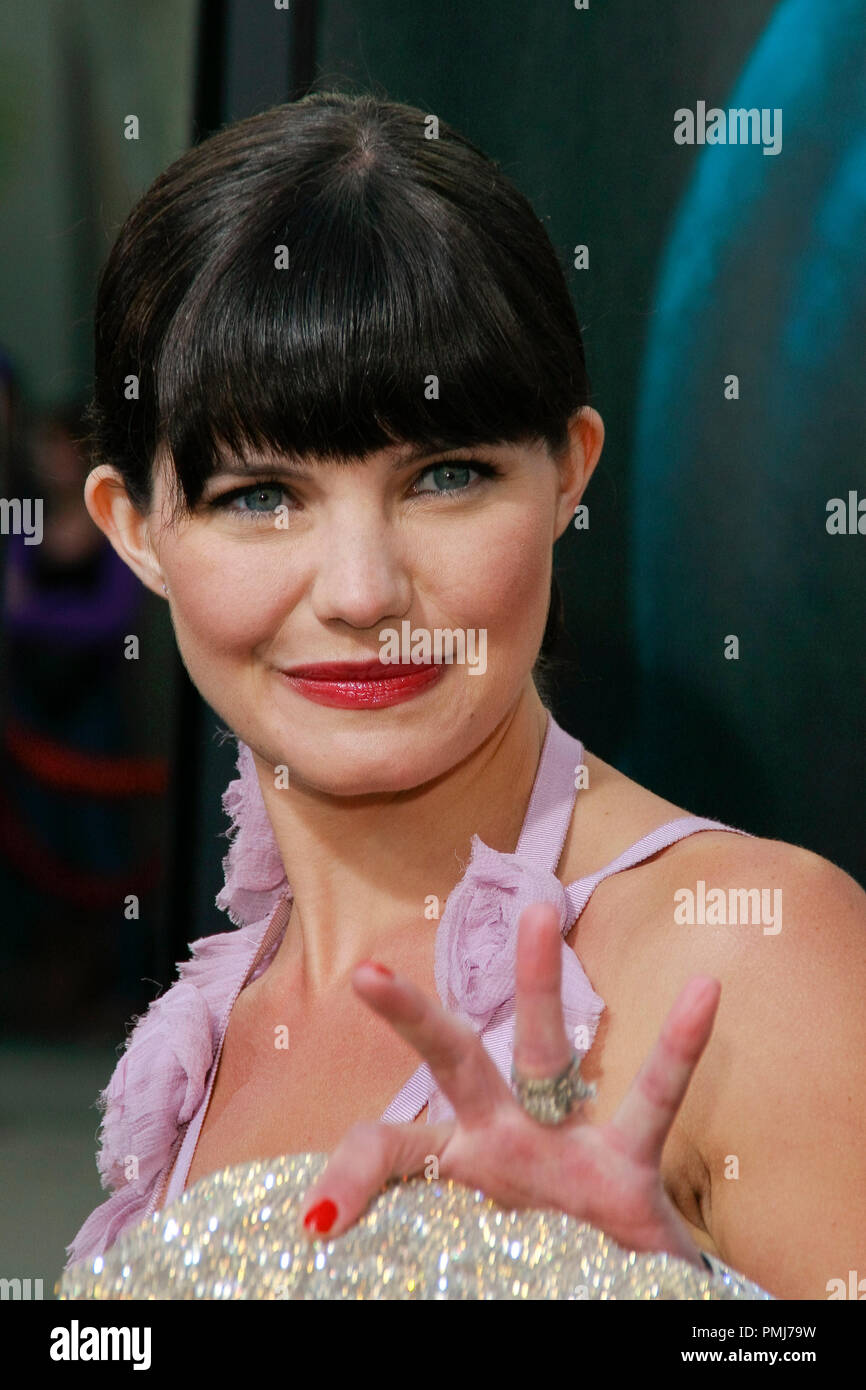 Delphine Chaneac at the Premiere of Warner Bros. Pictures' "Splice ...