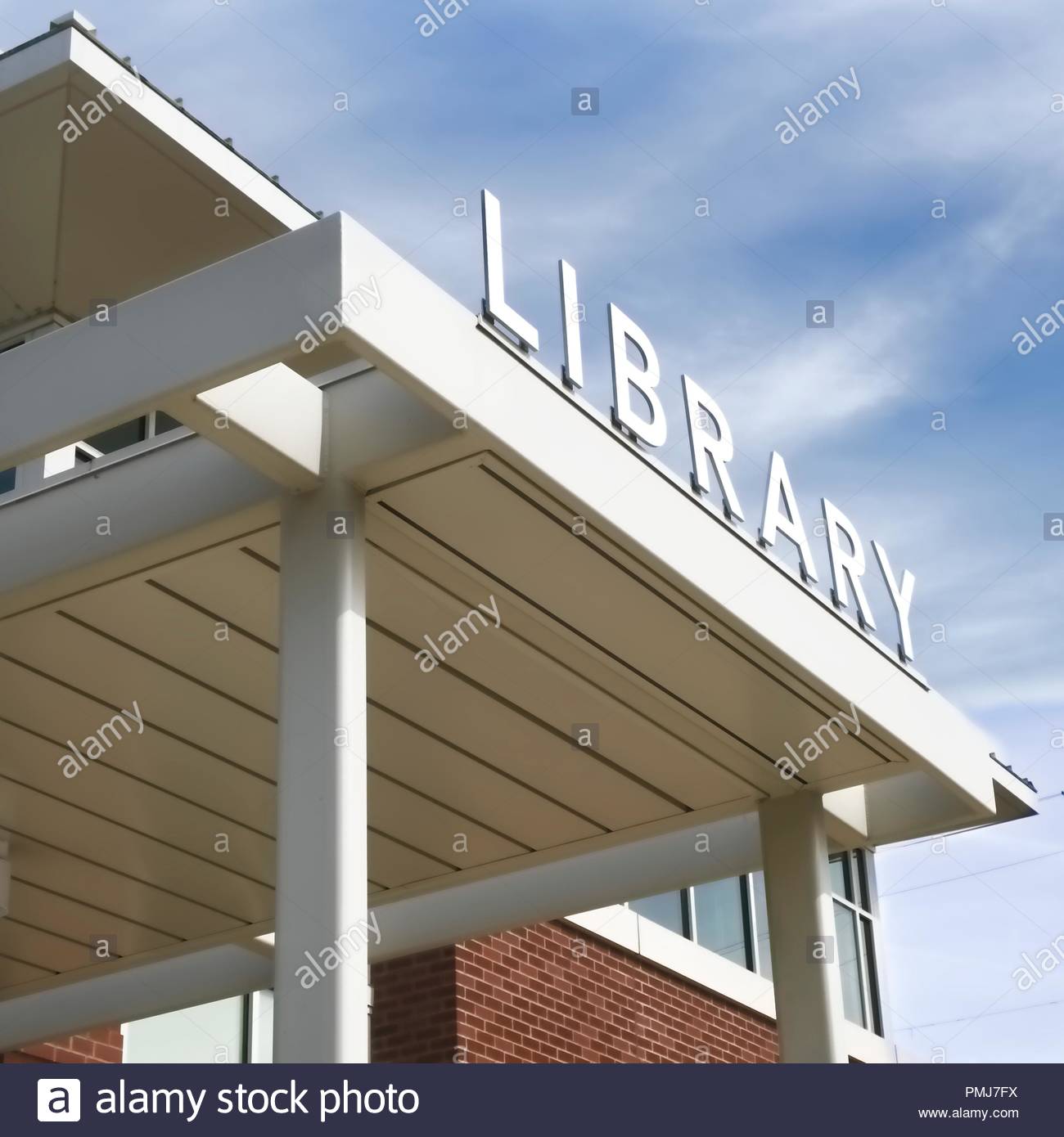Public Library Sign Stock Photos & Public Library Sign Stock Images - Alamy