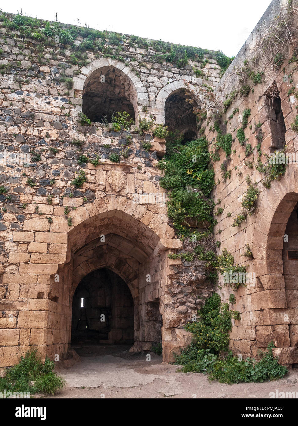 Krak des Chevaliers, formerly Crac de l'Ospital is a Crusader castle in ...