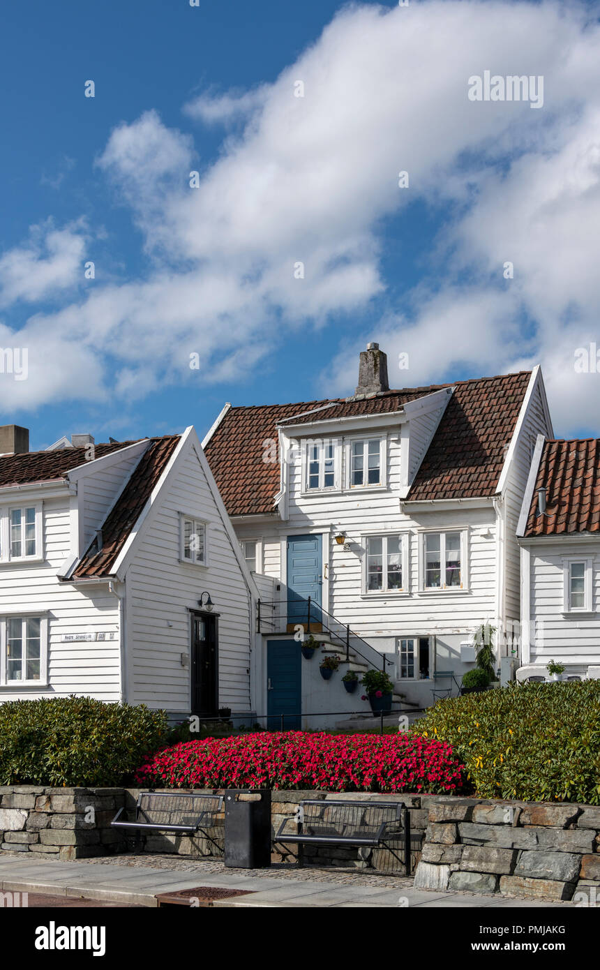 Pretty, white-boarded Norwegian cottages with a classic Scandinavian ...