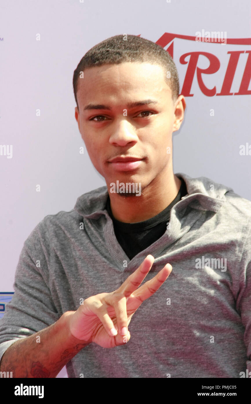Bow wow singer hi-res stock photography and images - Alamy