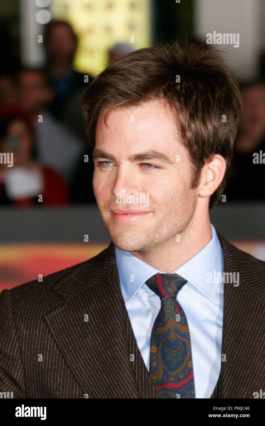 Chris Pine at the Premiere of Twentieth Century Fox's "Unstoppable ...