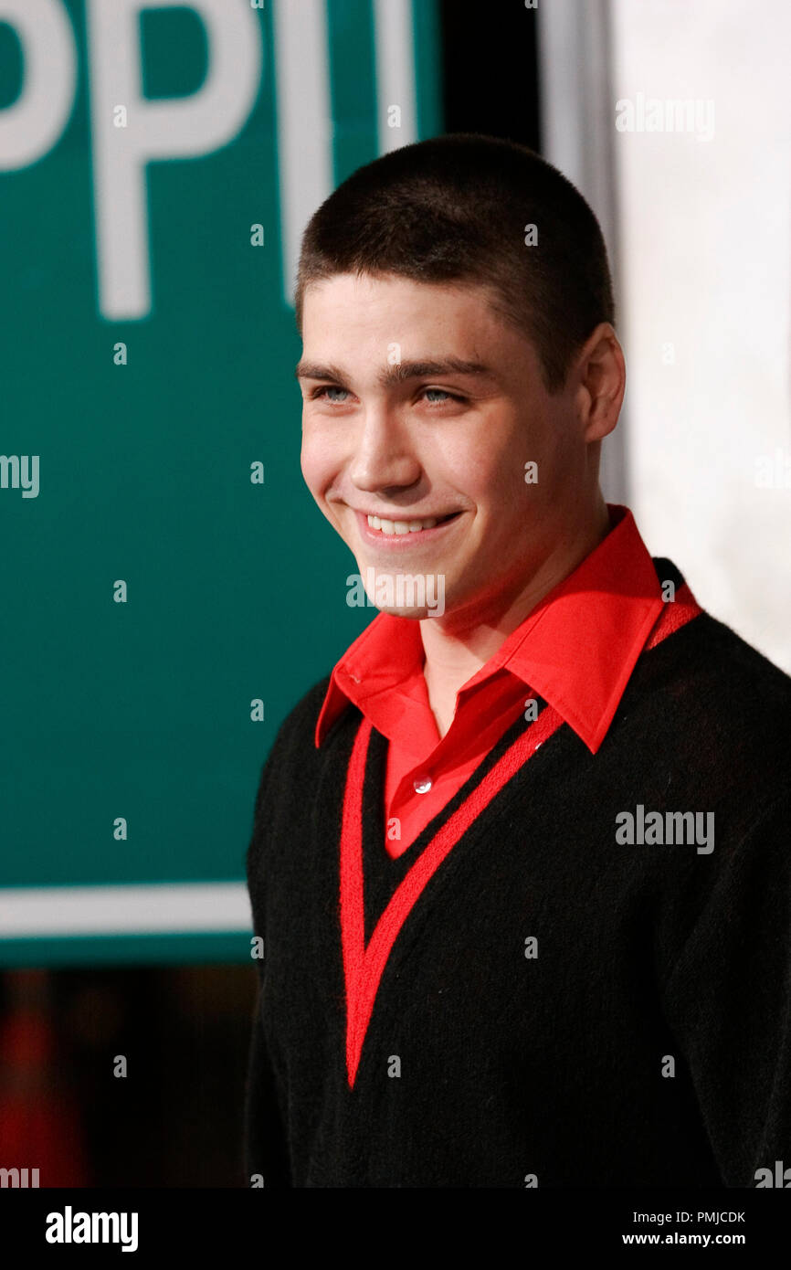 Logan Huffman at the Premiere of Warner Brothers Pictures' "Due Date ...