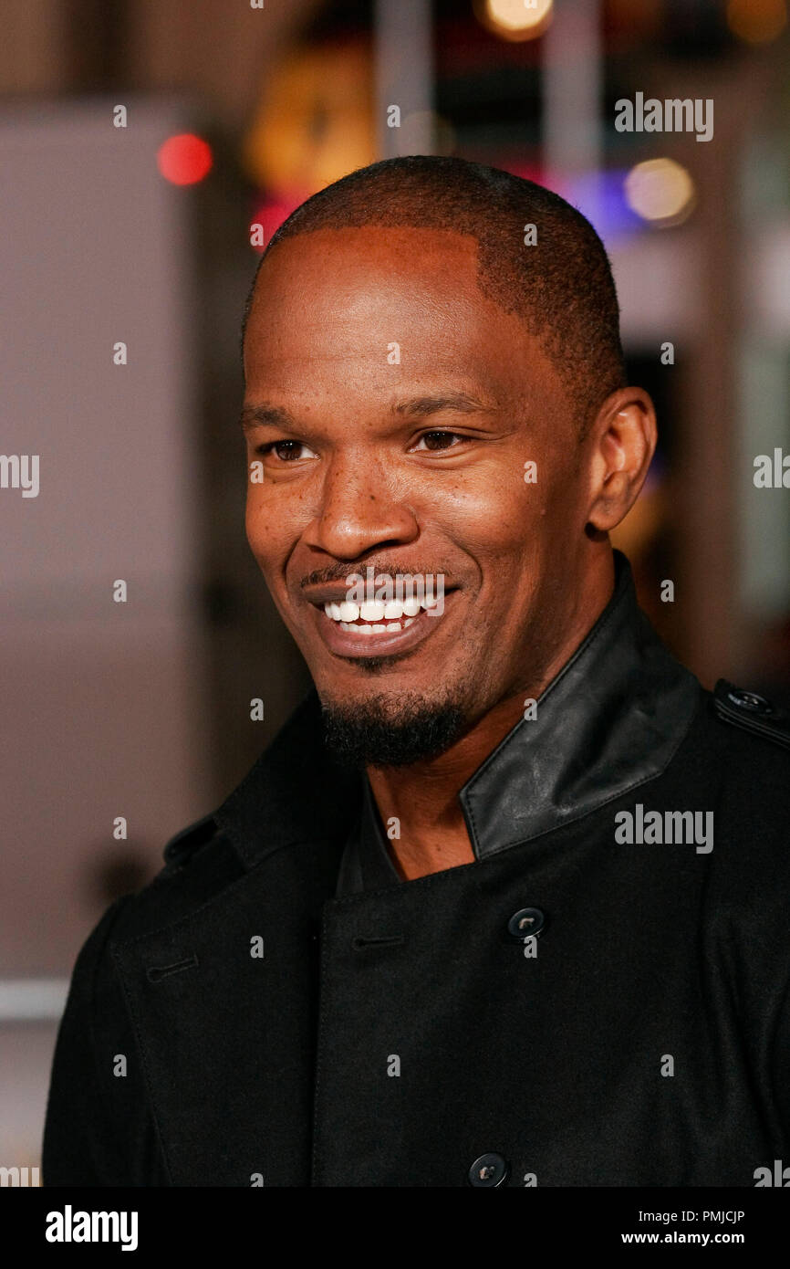 Jamie Foxx at the Premiere of Warner Brothers Pictures' "Due Date ...