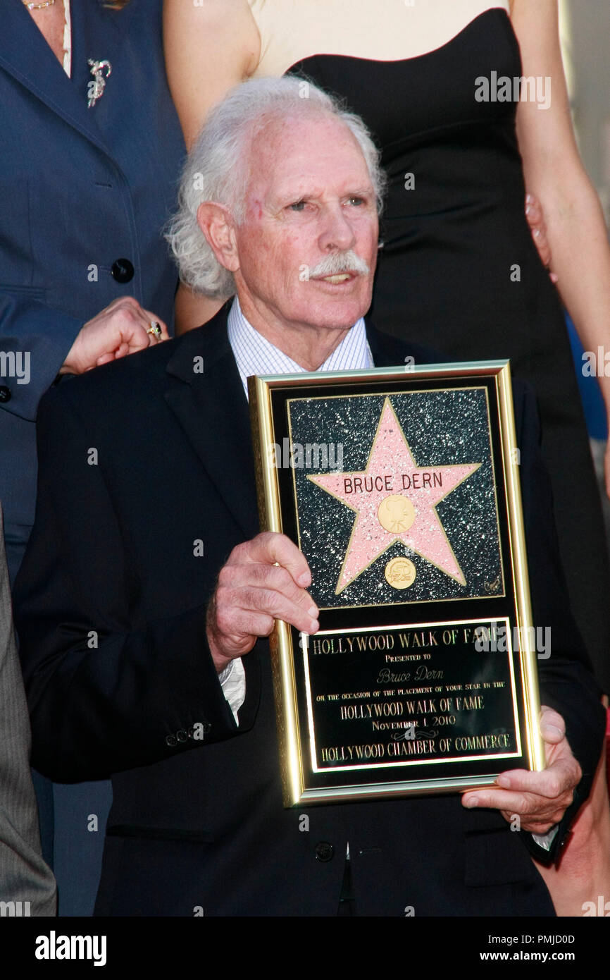 Bruce Dern at the Hollywood Chamber of Commerce ceremony to honor Bruce ...