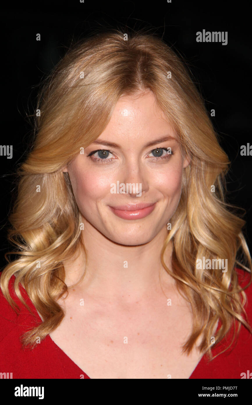 Gillian Jacobs 11/03/10 "127 Hours" Premiere @ Samuel Goldwyn Theatre ...