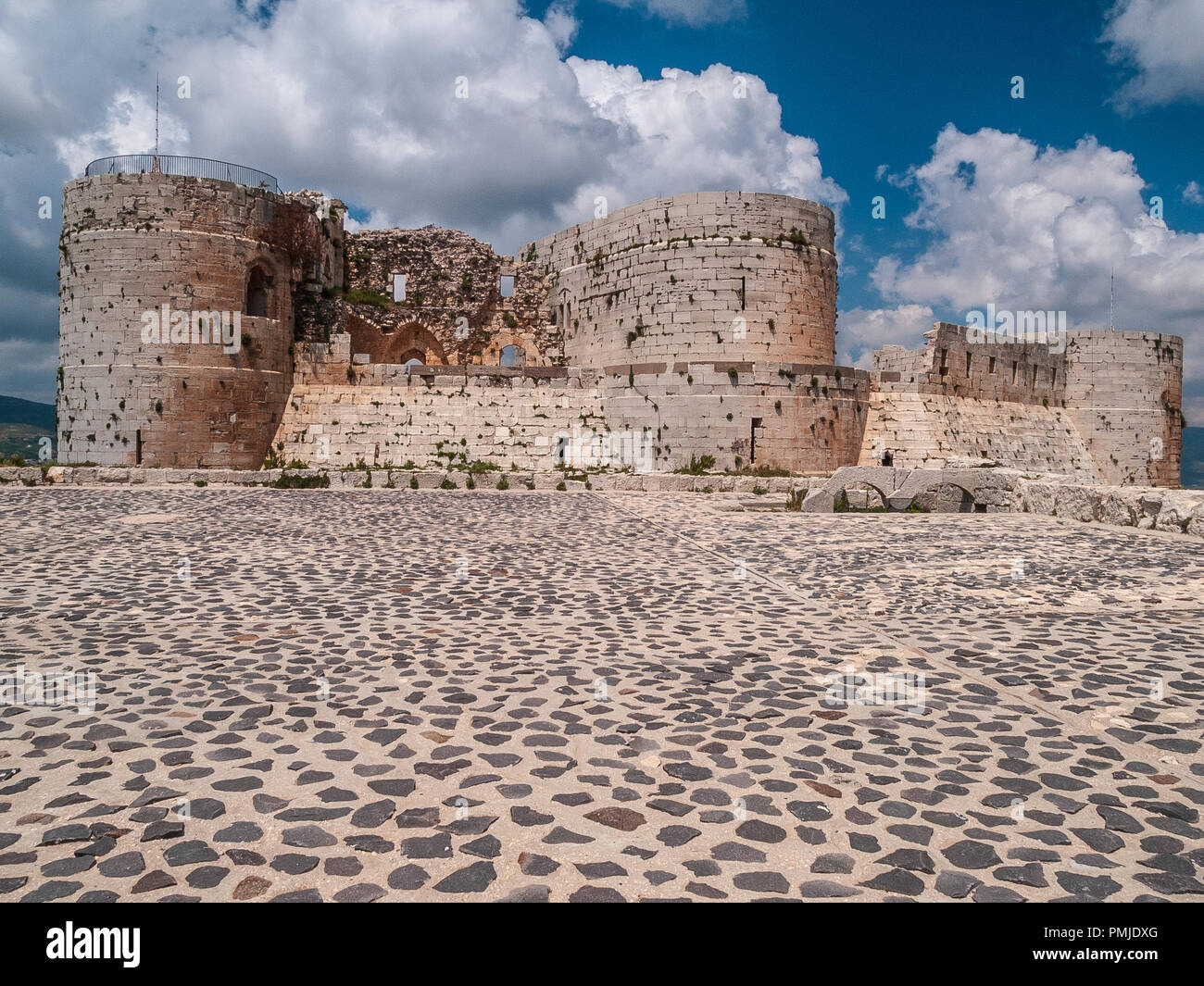 Krak des Chevaliers, formerly Crac de l'Ospital is a Crusader castle in ...
